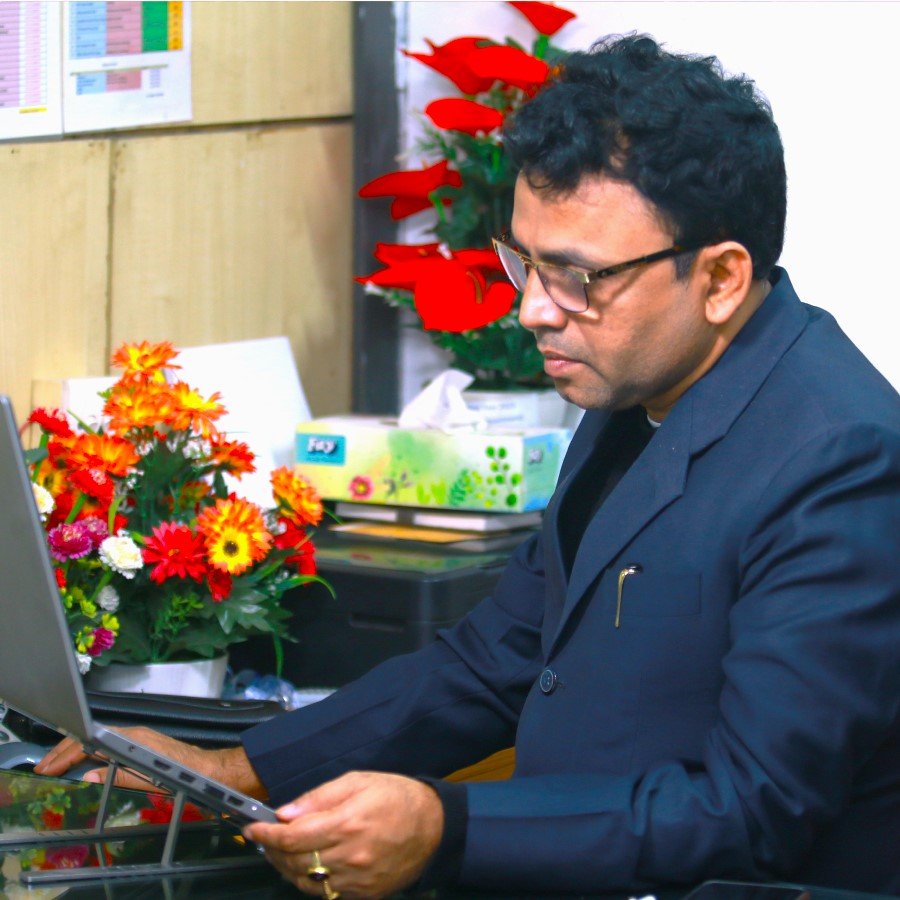 About Us - Bengal Knittex Ltd